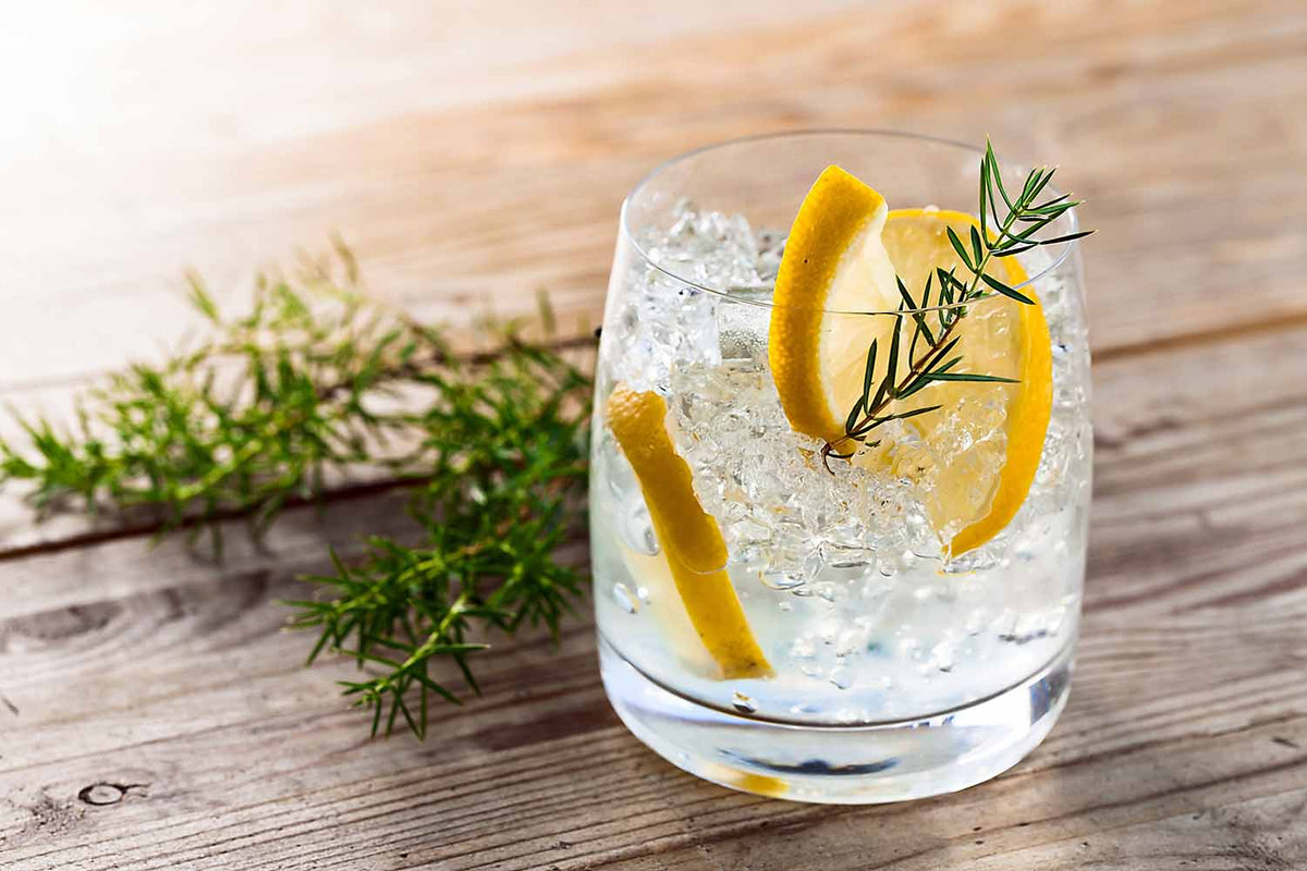 Gin & Tonic | Rusty Barrel